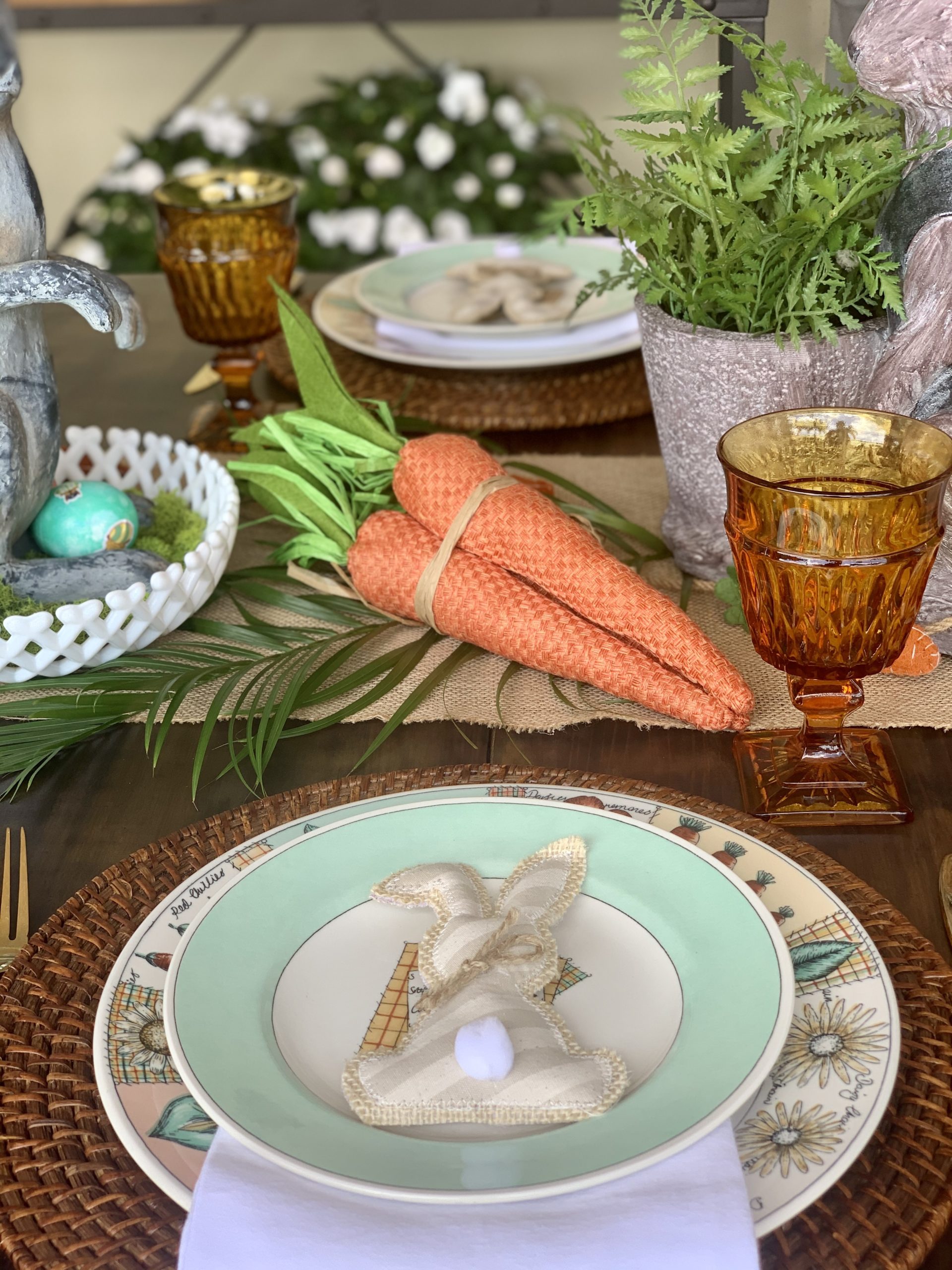 Burlap Bunnies Tablescape – The Tiny Fairy