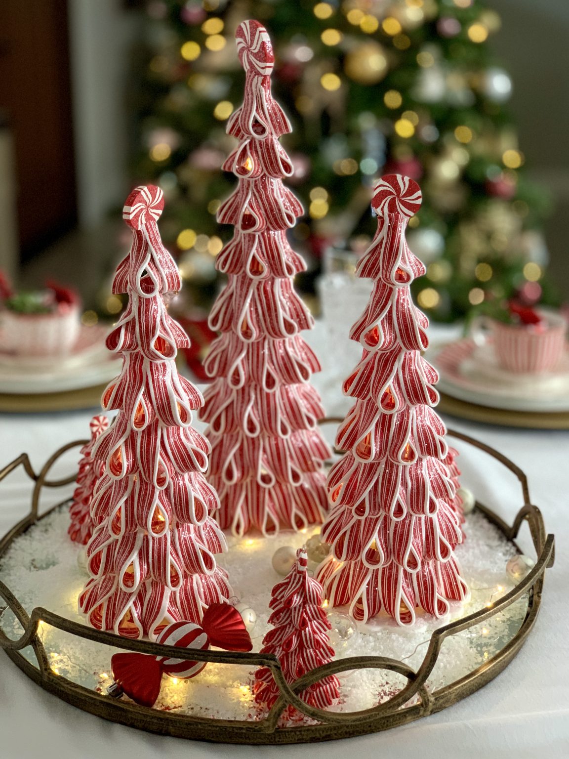Peppermint Candy Tablescape – The Tiny Fairy