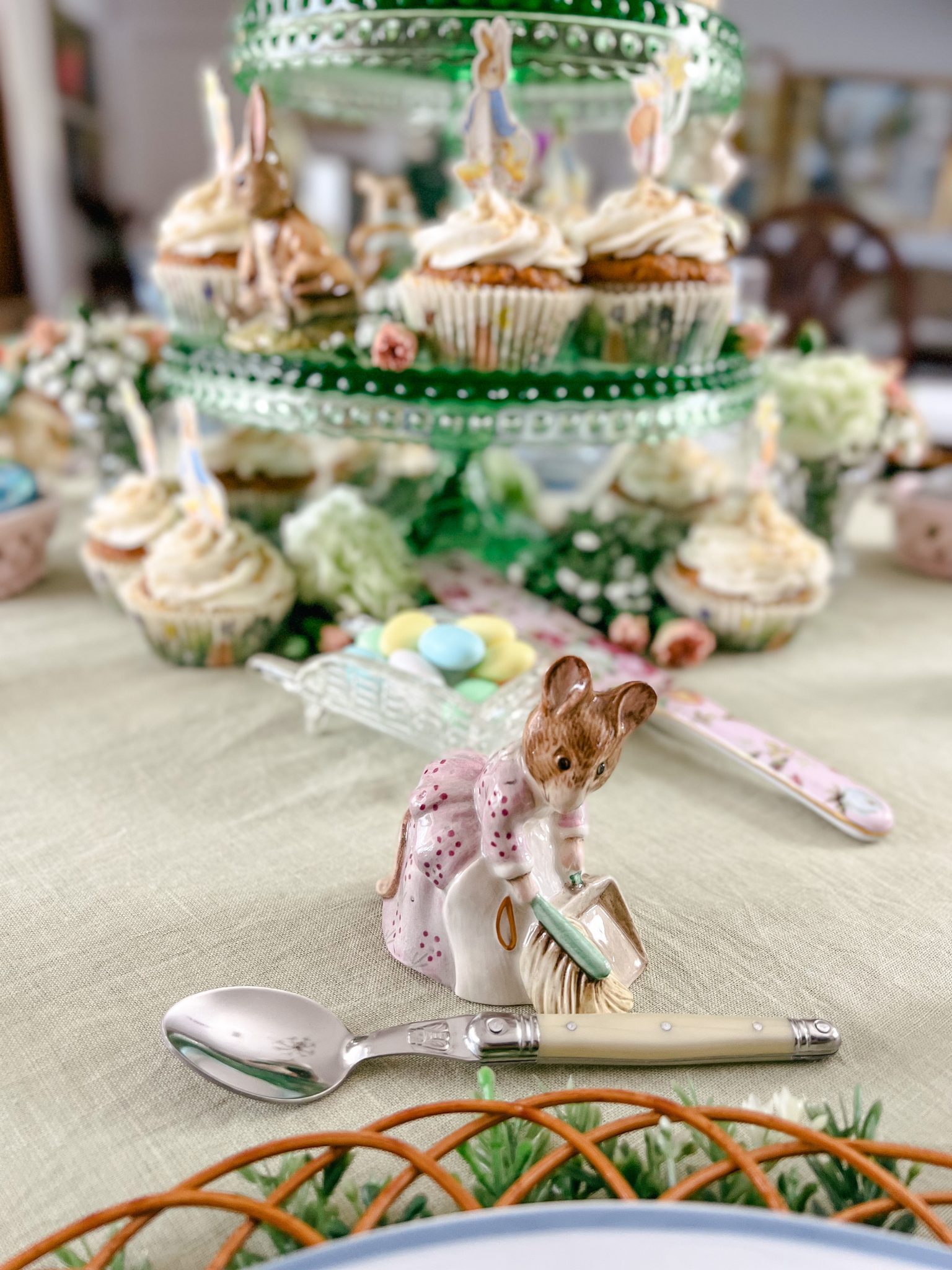 Peter Rabbit Tablescape – The Tiny Fairy